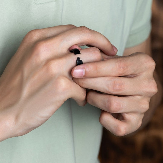 Tailored Rings: Perfect Fit Hinged Wedding Bands